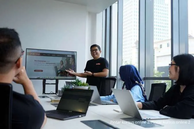 Tingkatkan Ilmu Melalui Platform Belajar Online Pintar