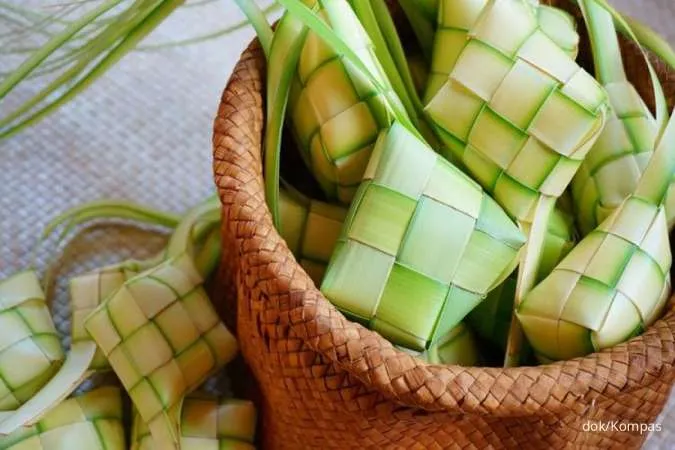 Ibu-ibu Wajib Tahu, Ini Cara Masak Ketupat Lebaran yang Hemat Gas ala Ny Liem
